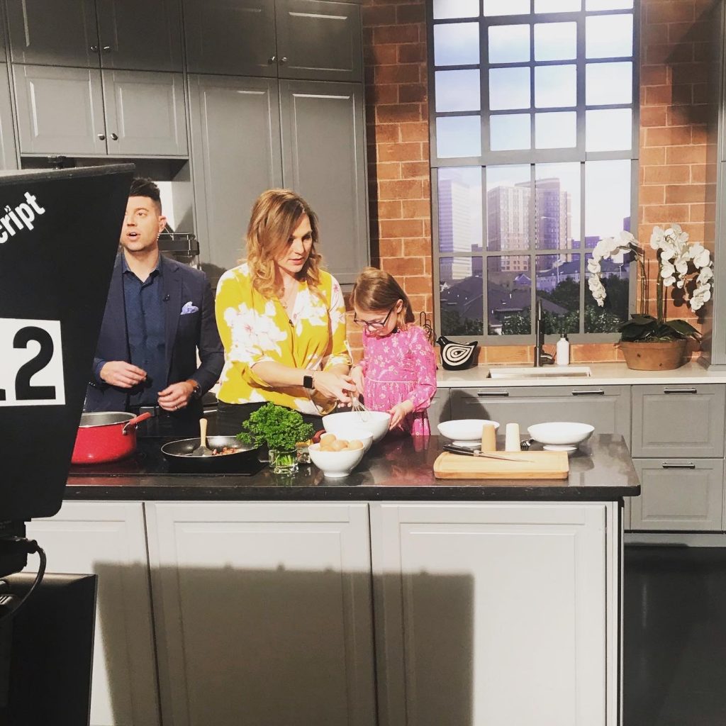 Meet Elizabeth Ries: Your Twin Cities Live Co-Host | Minnesota Monthly