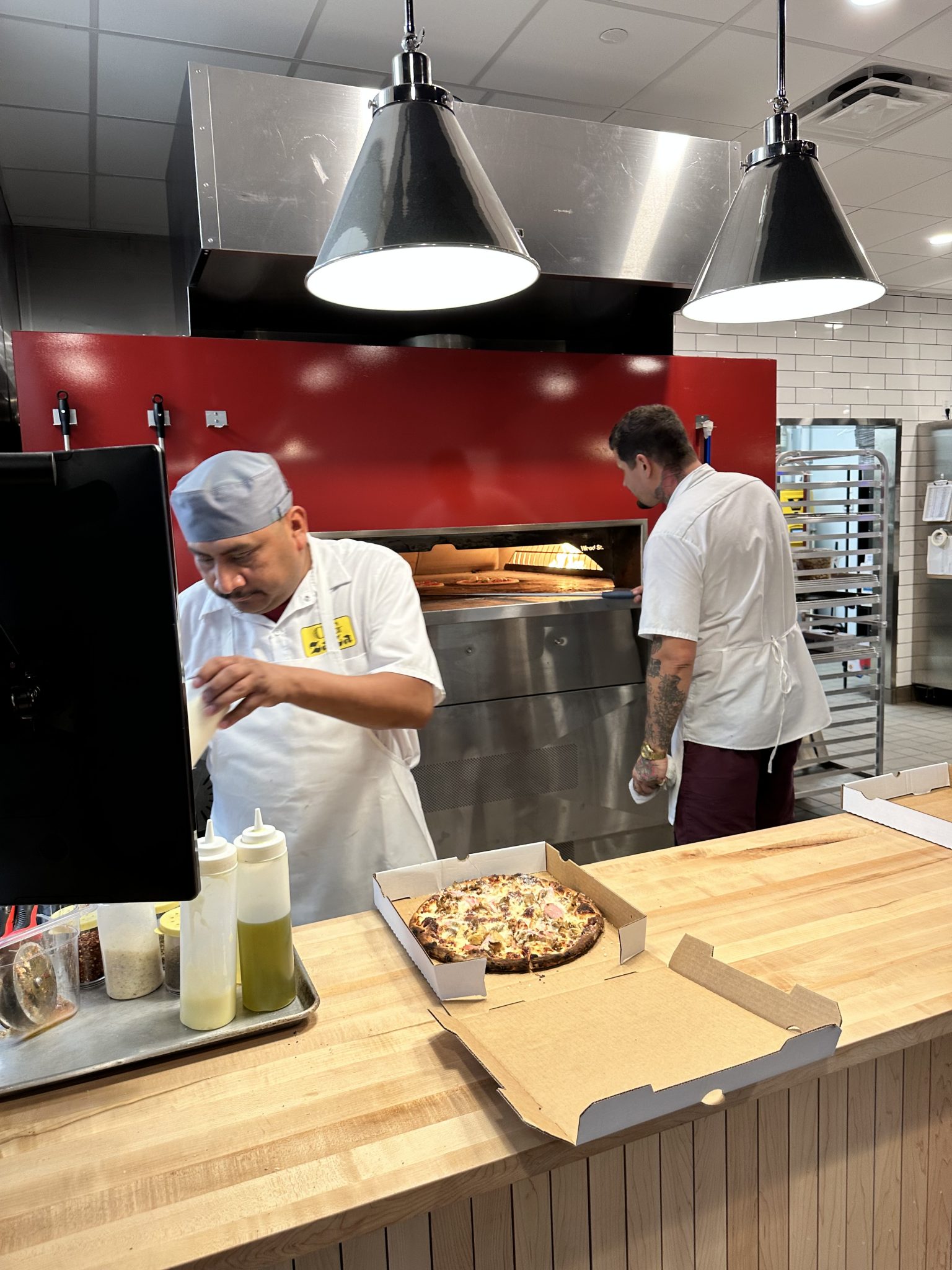 OG ZaZa: New Haven-Style Pizza and ’90s Nostalgia Arrive in Shakopee ...