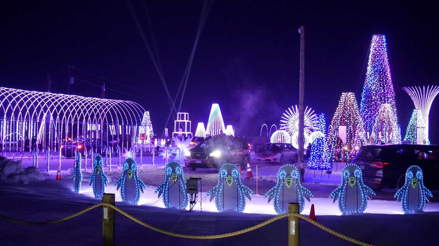 Chasing Holiday Lights | Minnesota Monthly